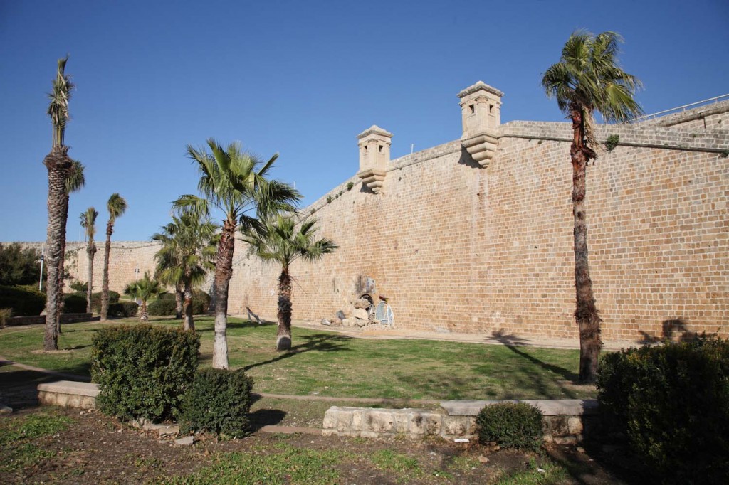 The ancient port city of Acre lies besides modern Akko